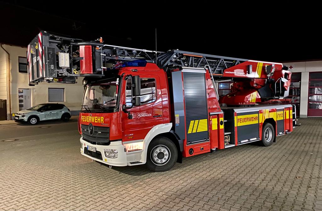 Meldung: Menschenrettung über DLK